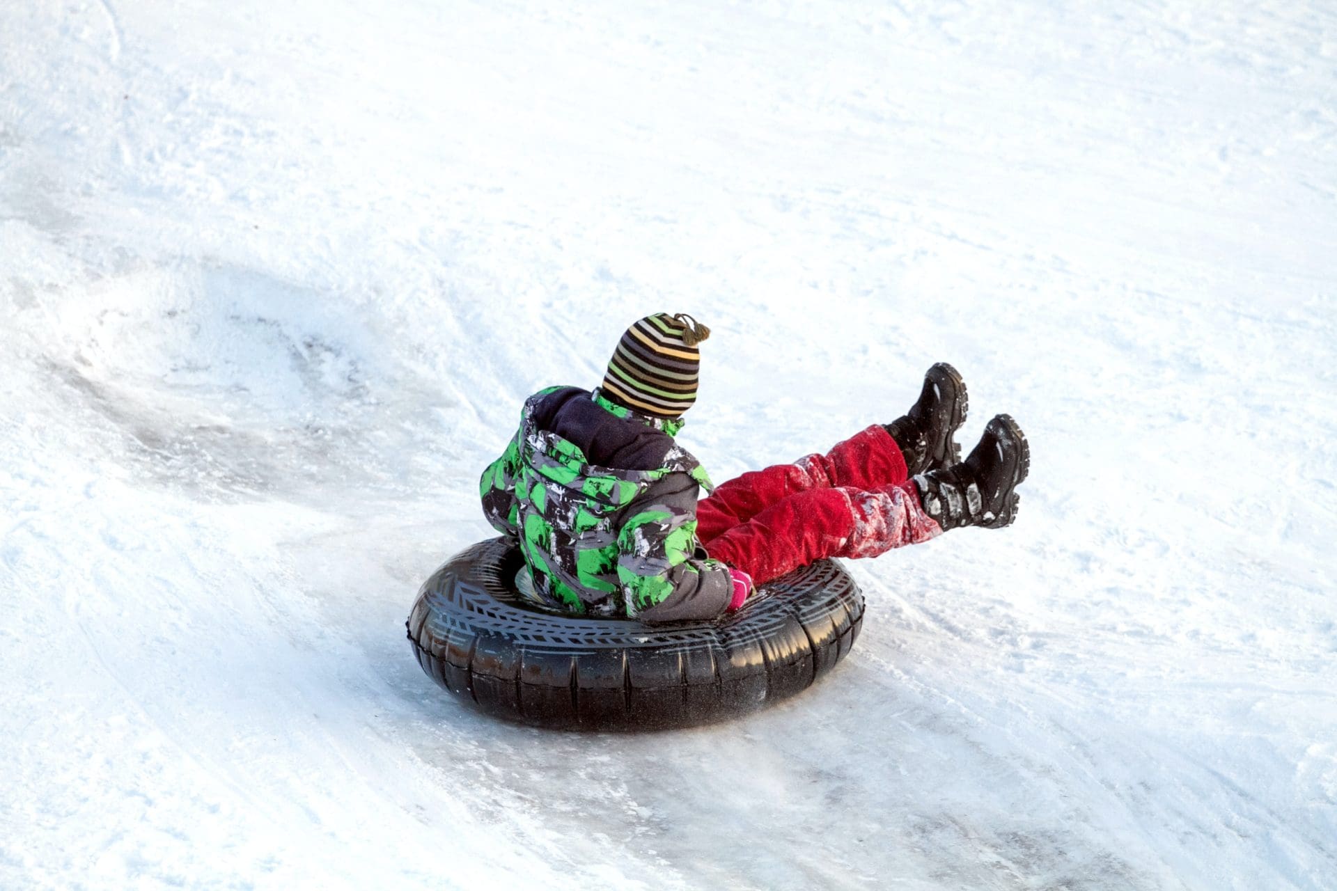 Our Fave Spots For Snow Tubing In Tahoe | Epic Lake Tahoe